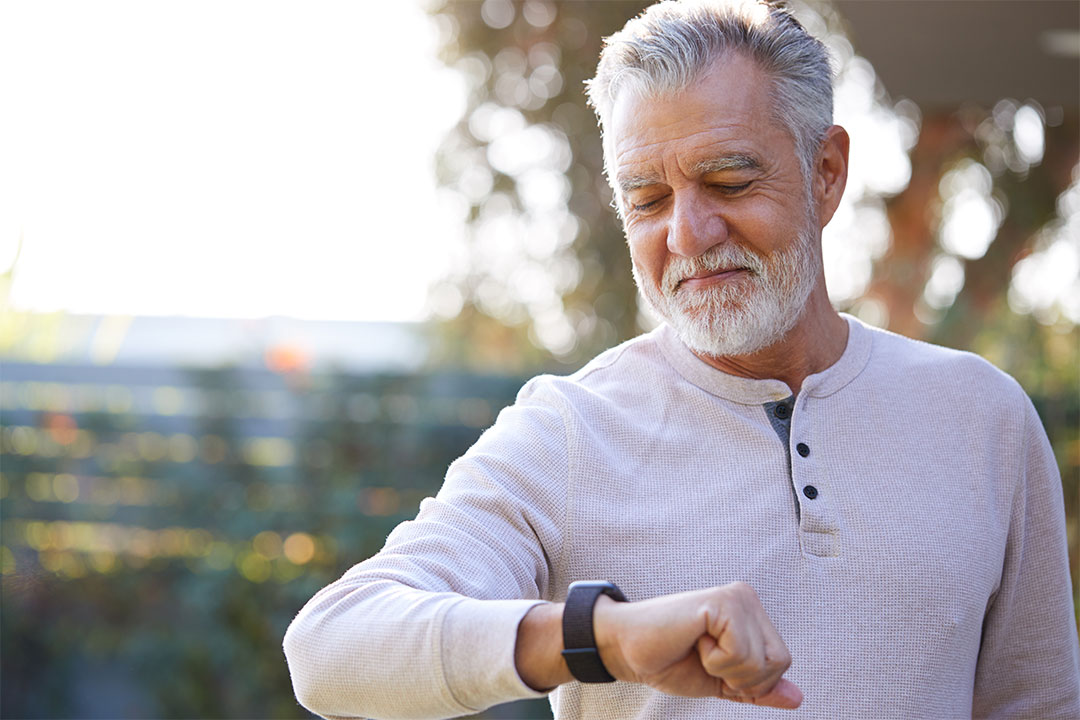 7 Best GPS Tracking Watches for Adults/Elderly | Trakkit GPS
